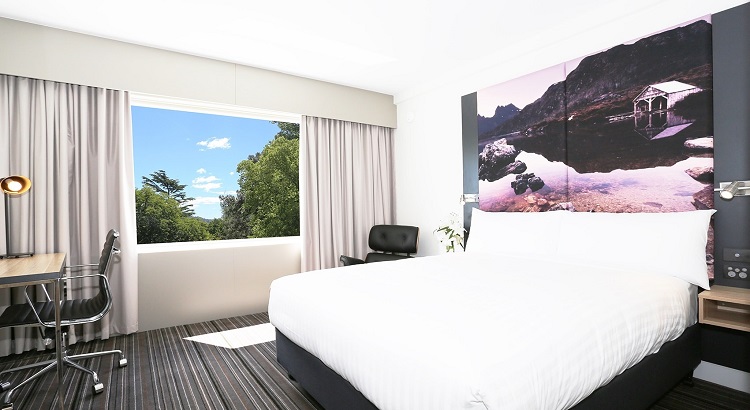 Titanium – Bar & Bistro – Launceston